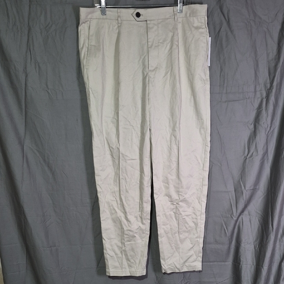 Goodfellow & Co | Pants | Goodfellow Co Mens Light Khaki Chinos | Poshmark
